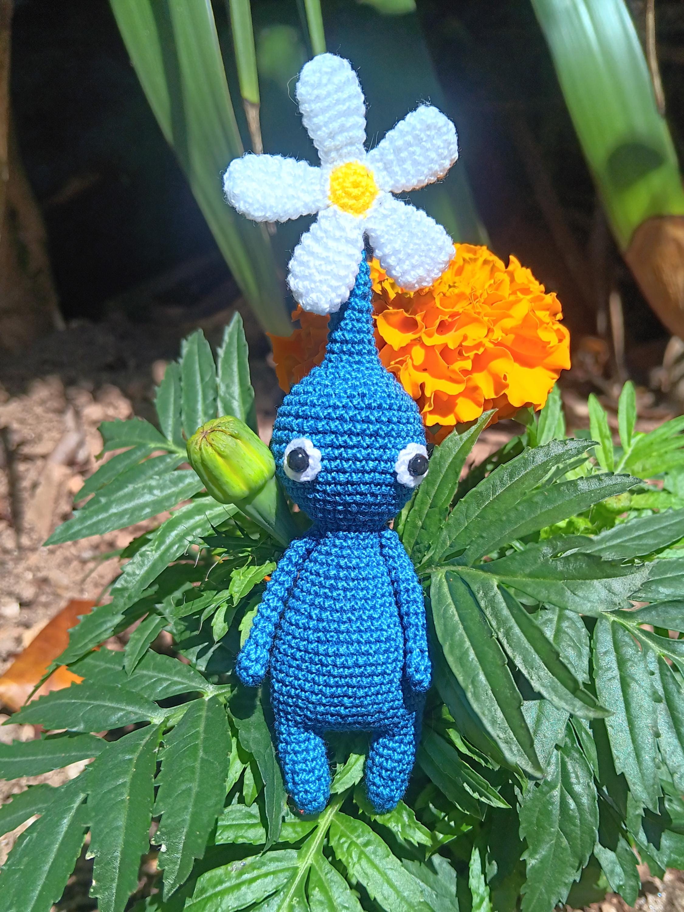 Pikmin PDF DIGITAL FILE Pikmin Red, Blue, Yellow With Flower and Leaf - Etsy