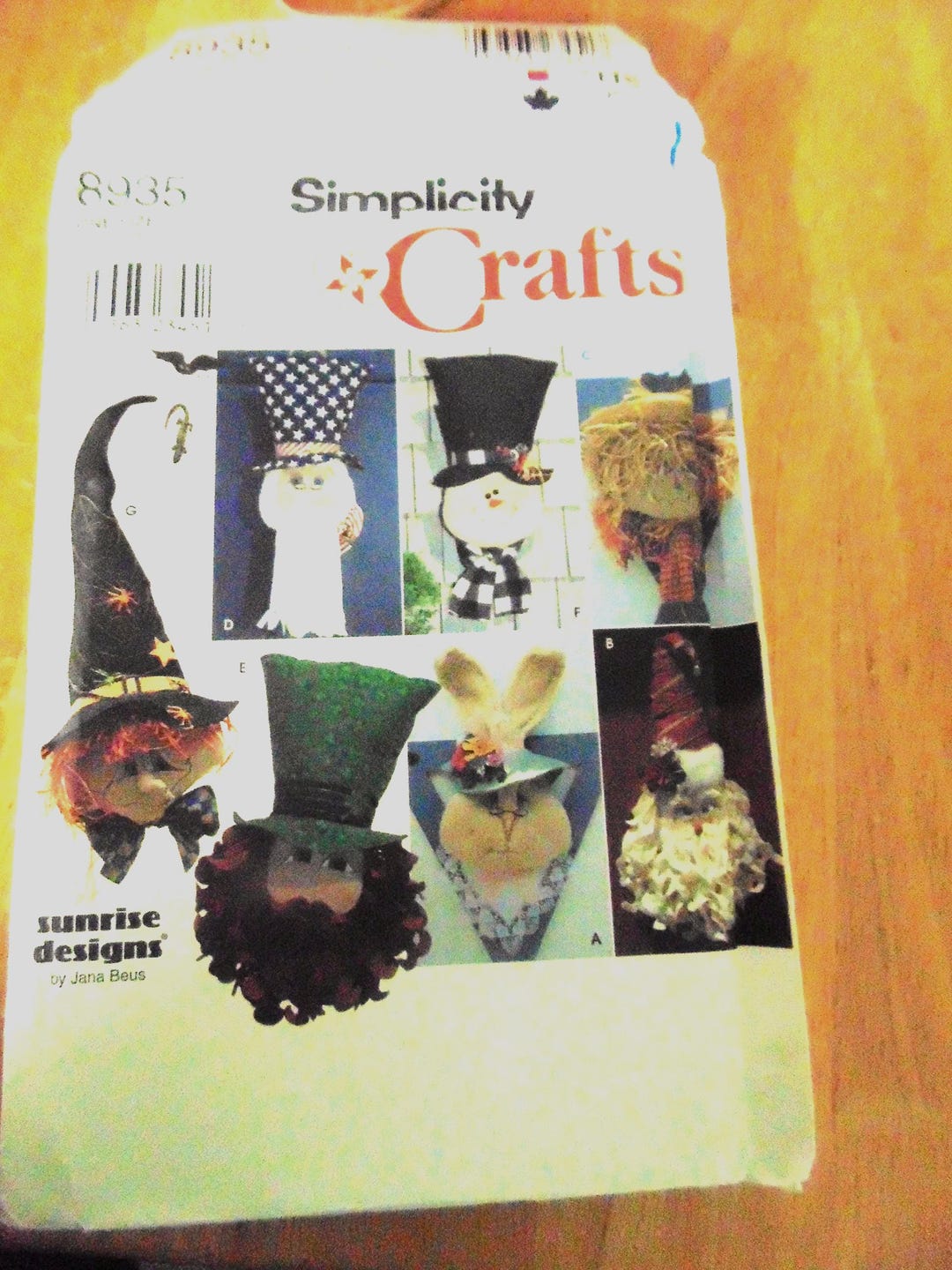 Simplicity Crafts Door Decorations for Different Holidays, Uncut, #8935 ...