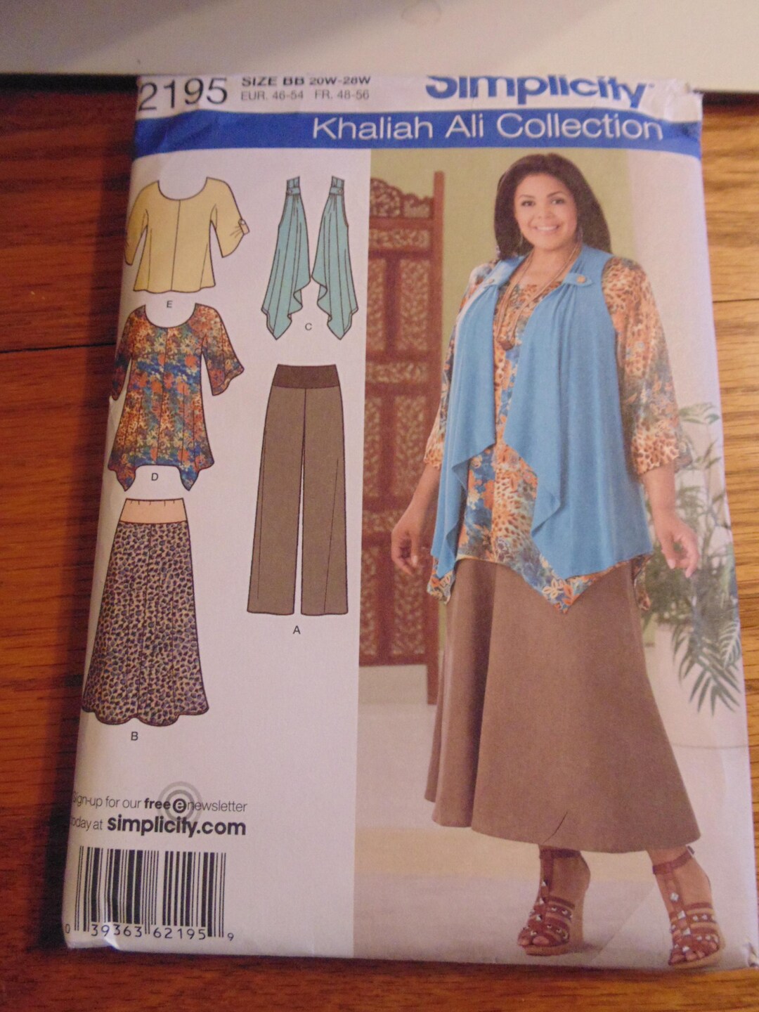 Simplicity Khaliah Ali Collection Top, Skirt, Pants, Vest Pattern 2195 ...