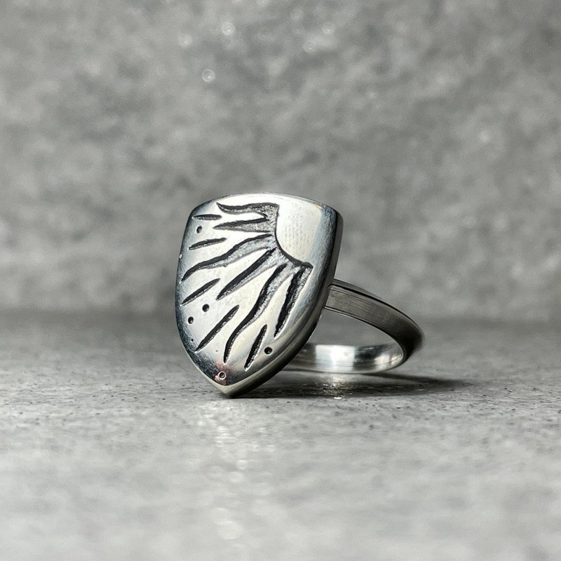 Shield Ring - Etsy