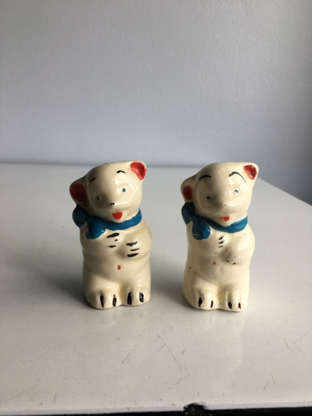 Vintage Shawnee Bear Salt and Pepper Shakers - Etsy