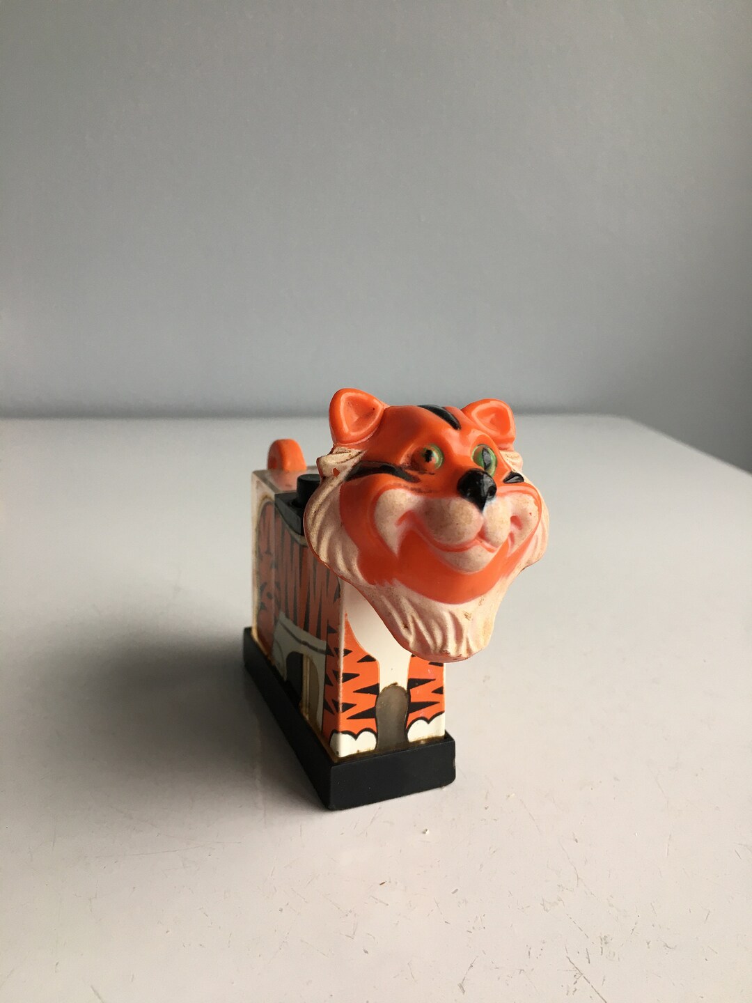 Vintage Esso Mobil Exxon Tiger Salt and Pepper Shaker 1974 - Etsy