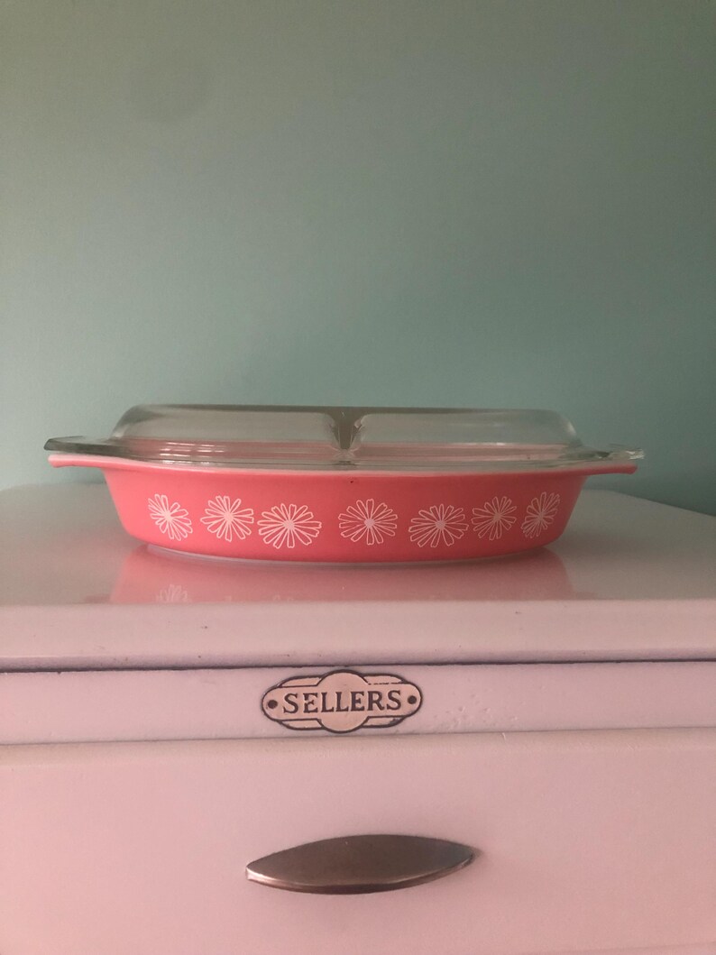 Vintage Pyrex Pink Daisy Flower 2 Divide 1 1/2 Quart Casserole With Lid ...