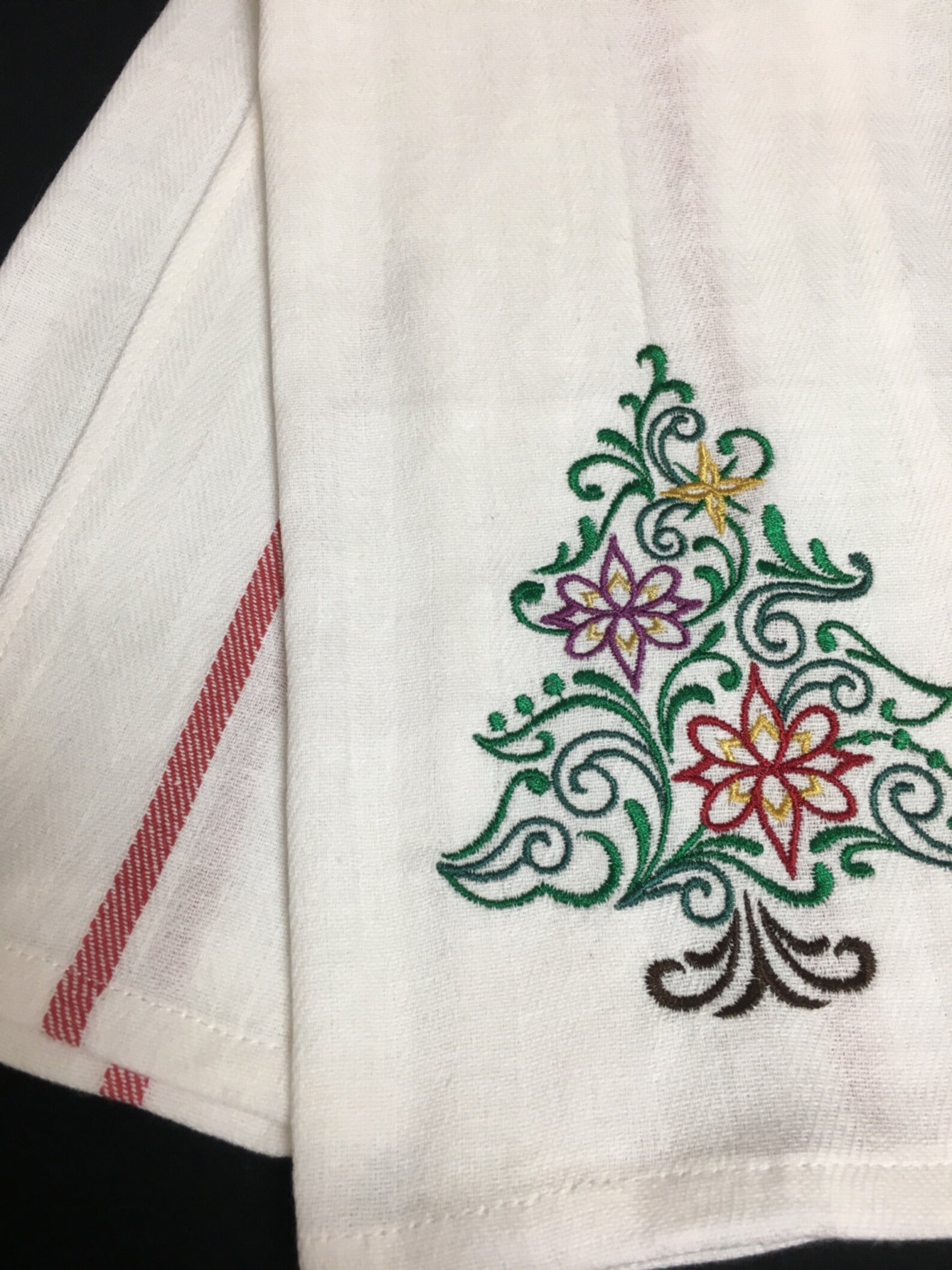 Custom Embroidered Filigree Christmas Tree Towel - Etsy