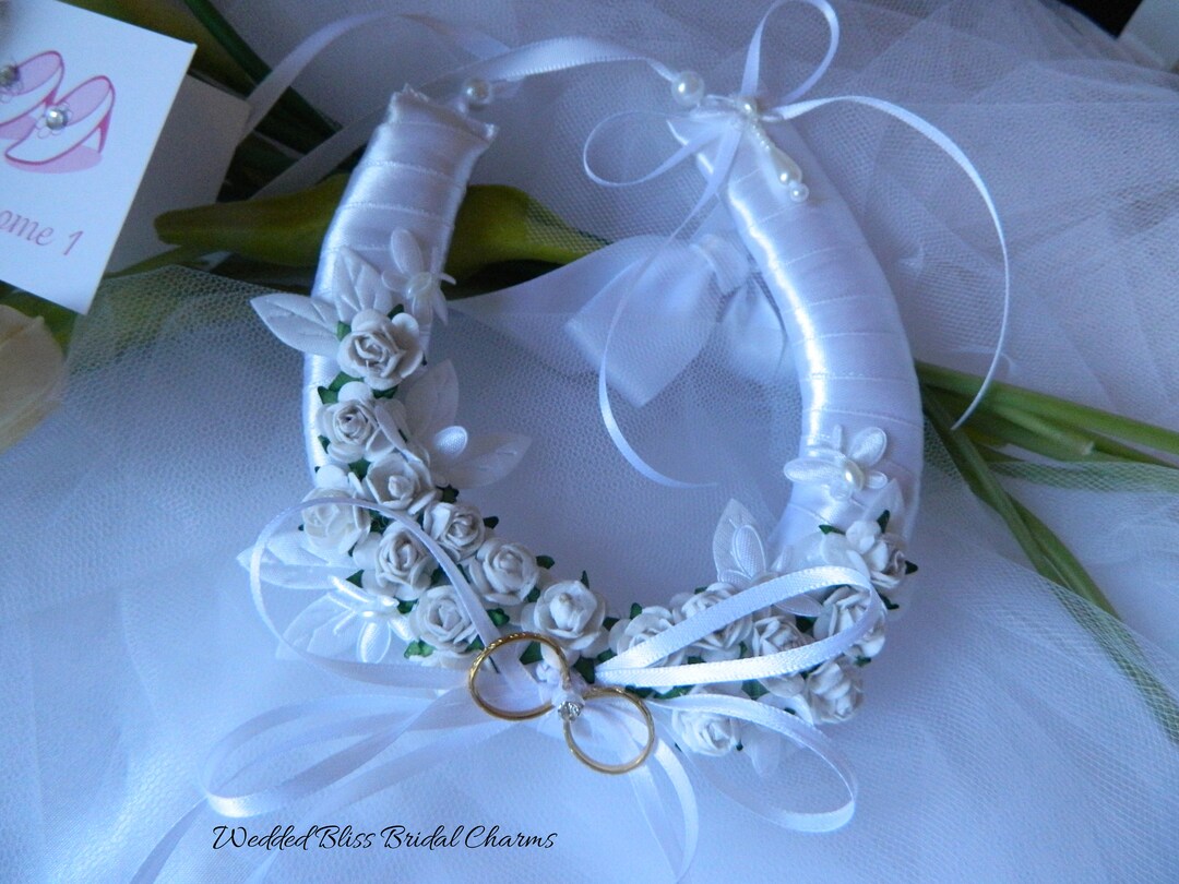 Wedding Horseshoe for the Bride ,white Bridal Horseshoe,rose and Rings ...