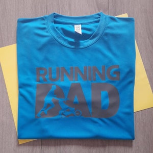 Mens Buggy Running Dad T Shirt, Gift for New Daddy, Dad on the Run ...