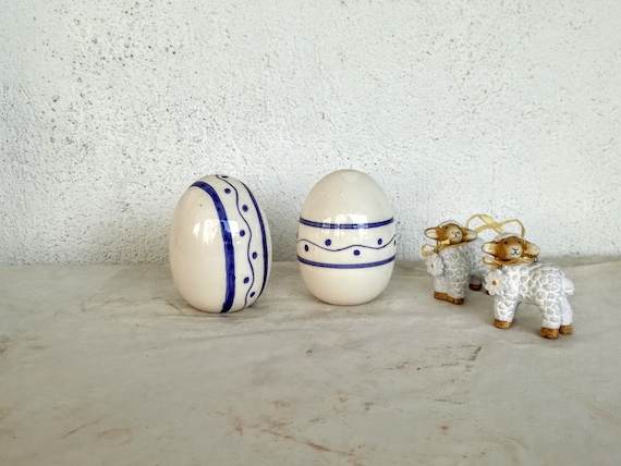 Vintage Ceramic Egg White and Blue Ceramic Easter Egg Life | Etsy