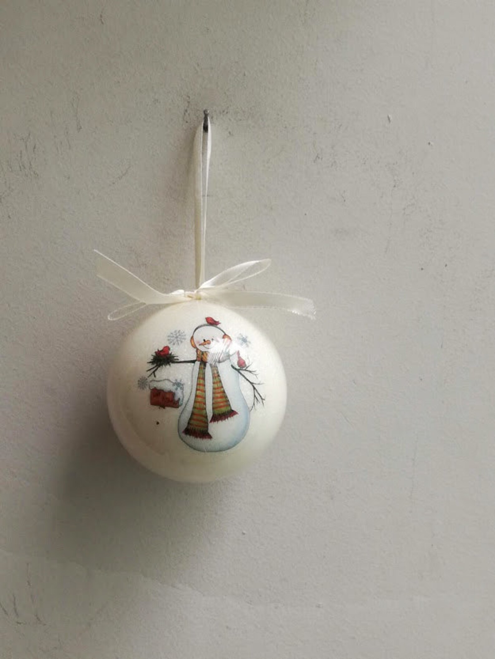 Snowman Christmas Bauble Plastic White Bauble With Snowman - Etsy