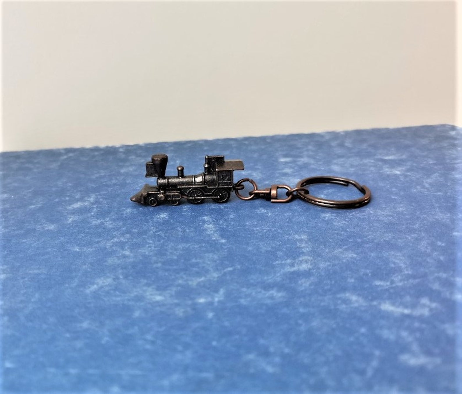 Vintage Locomotive Key Ring Brass-copper Oxidised Locomotive - Etsy