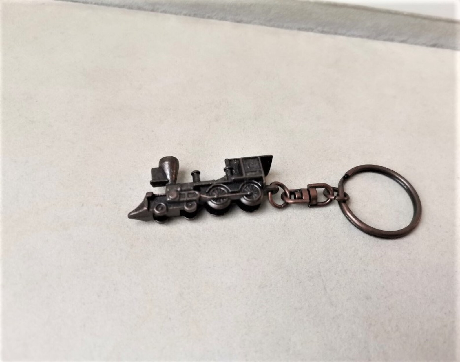 Vintage Locomotive Key Ring Brass-copper Oxidised Locomotive - Etsy