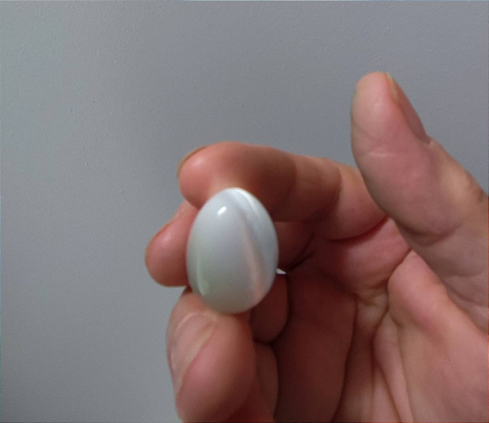 Cats Eye Egg Figurine, Vintage, Collectible, White Quartz Egg of Cats ...