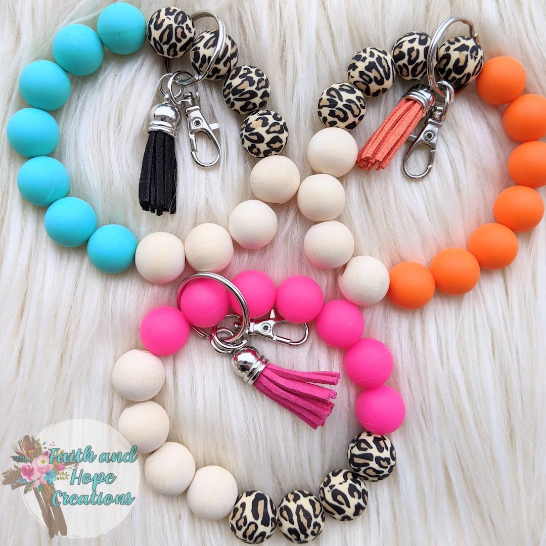 Beaded Leopard Print Keychain Bracelet - Etsy