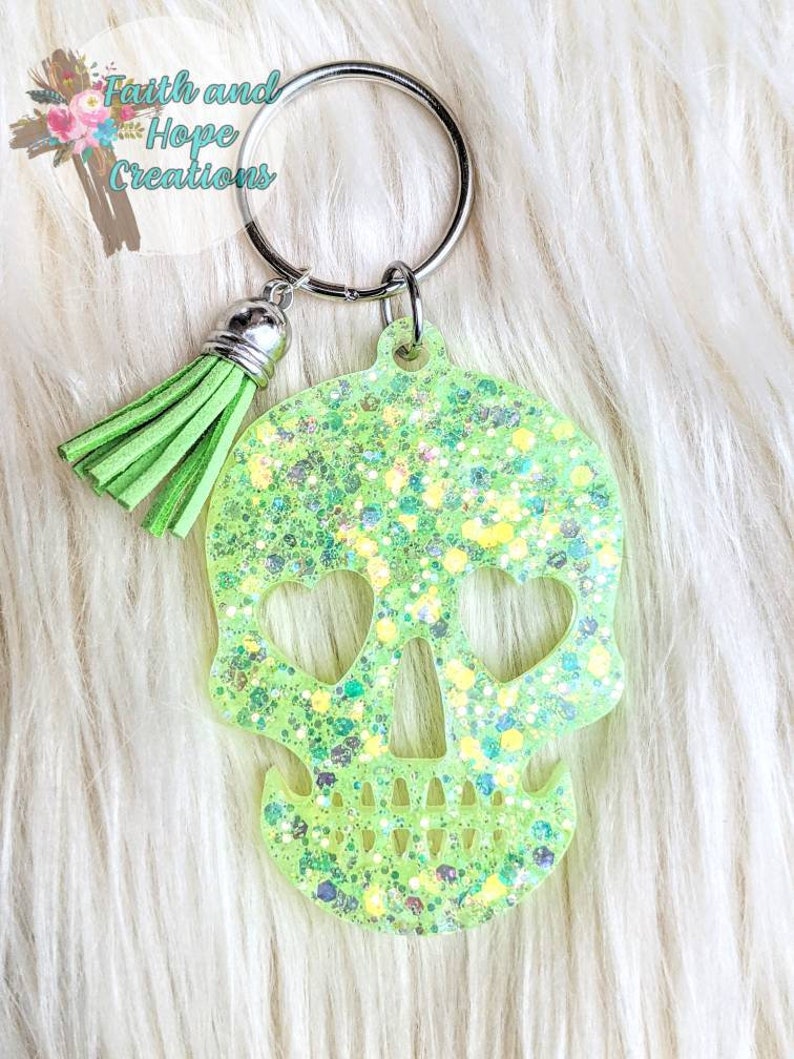 Glitter Skull Keychain - Etsy