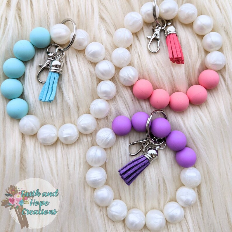 Beaded Pearl Inspired Keychain Bracelet Keychain Wristlet - Etsy