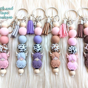 Beaded Highland Cow Keychain, Beaded Keychain Animal, Beaded Keychain ...