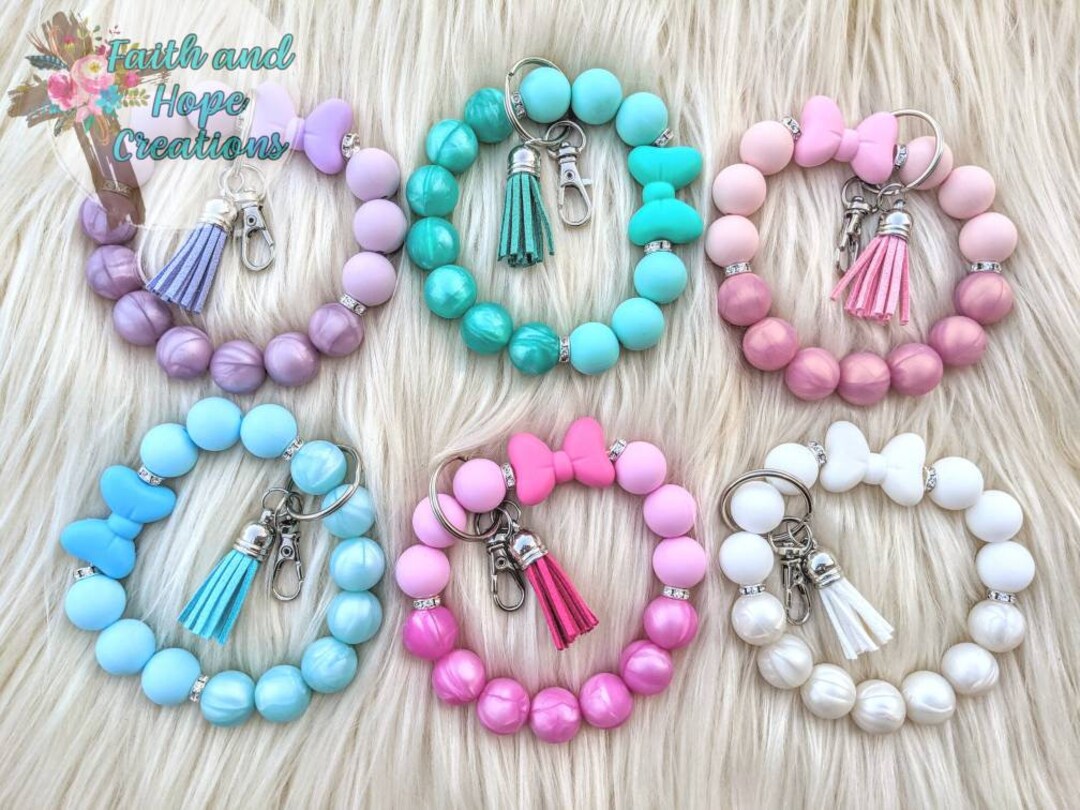 Beaded Pearl With Bow Keychain Bracelet, Keychain Wristlet, Keychain ...