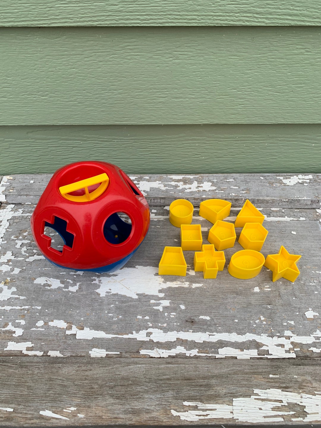 Tupperware Shape-o Toy Game Learning Shapes Dexterity Numbers Vintage ...