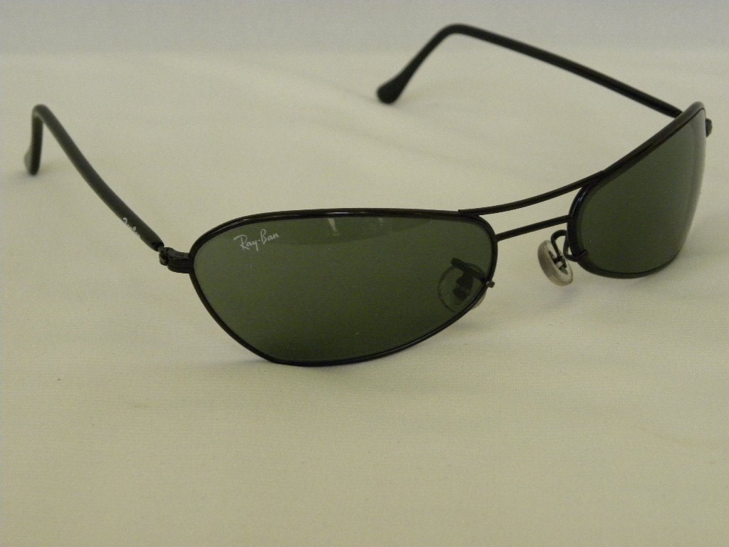 New Vintage B&L Ray Ban Predator Metal Oval Black W2385 Sunglasses Usa ...