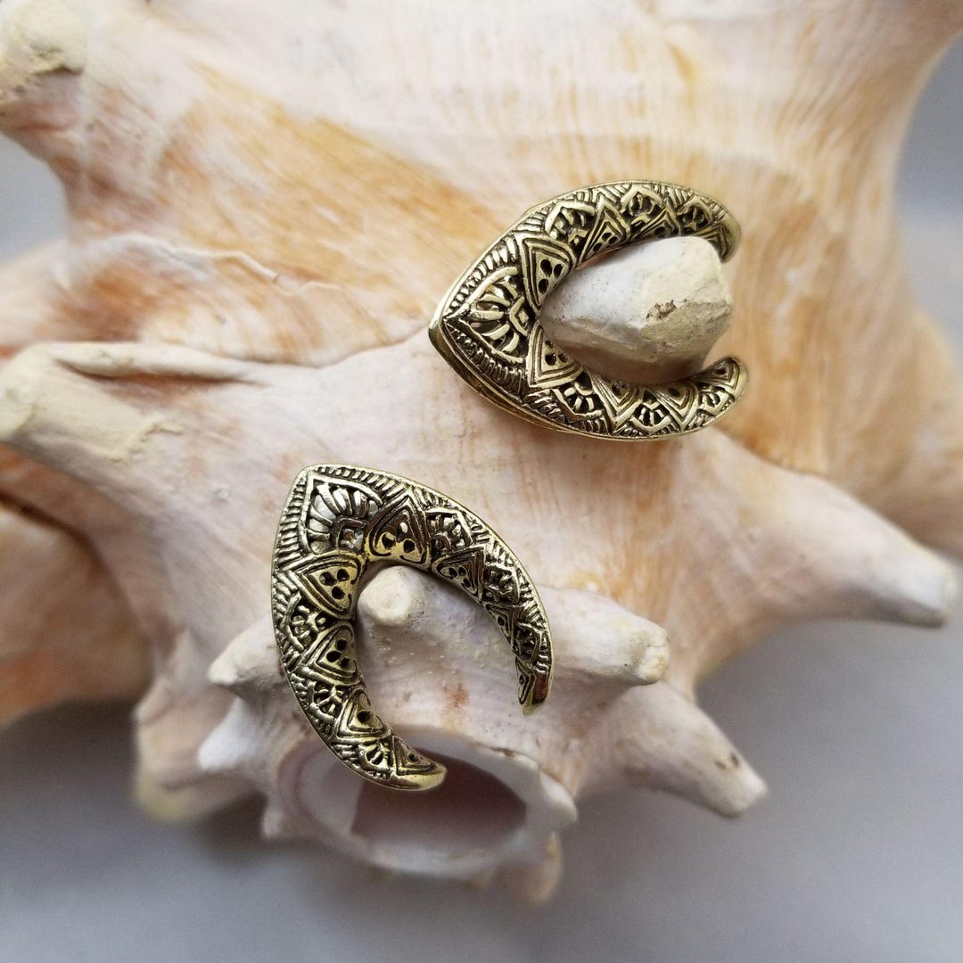 PAIR Brass Ear Saddle With Decorative Edge, Ear Weight Platform Plugs ...