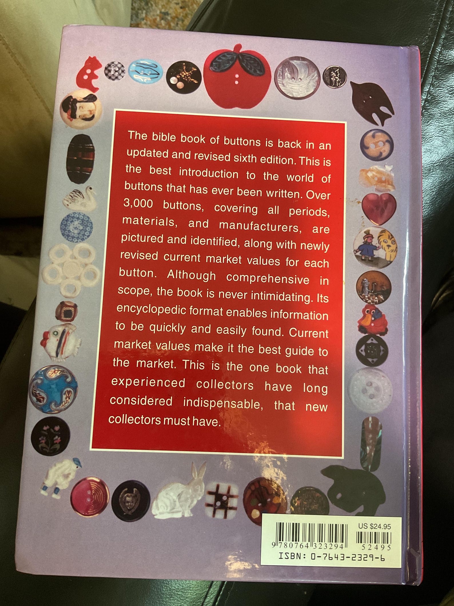 The Collector’s Encyclopedia of Buttons by Sally Luscomb - Etsy