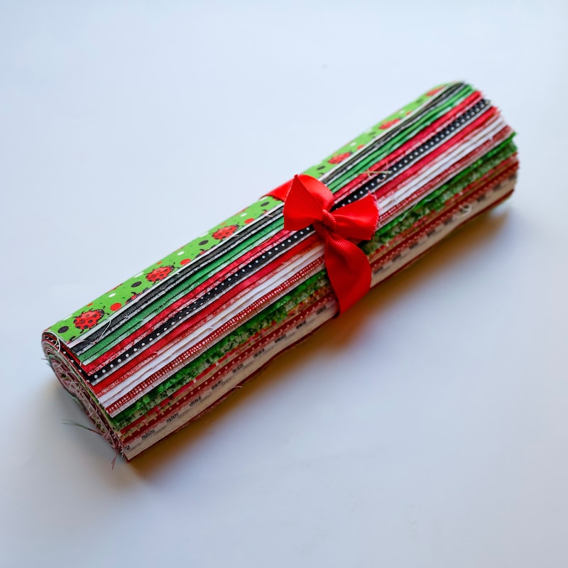 Lady Bug and Daisy Fabric - Etsy