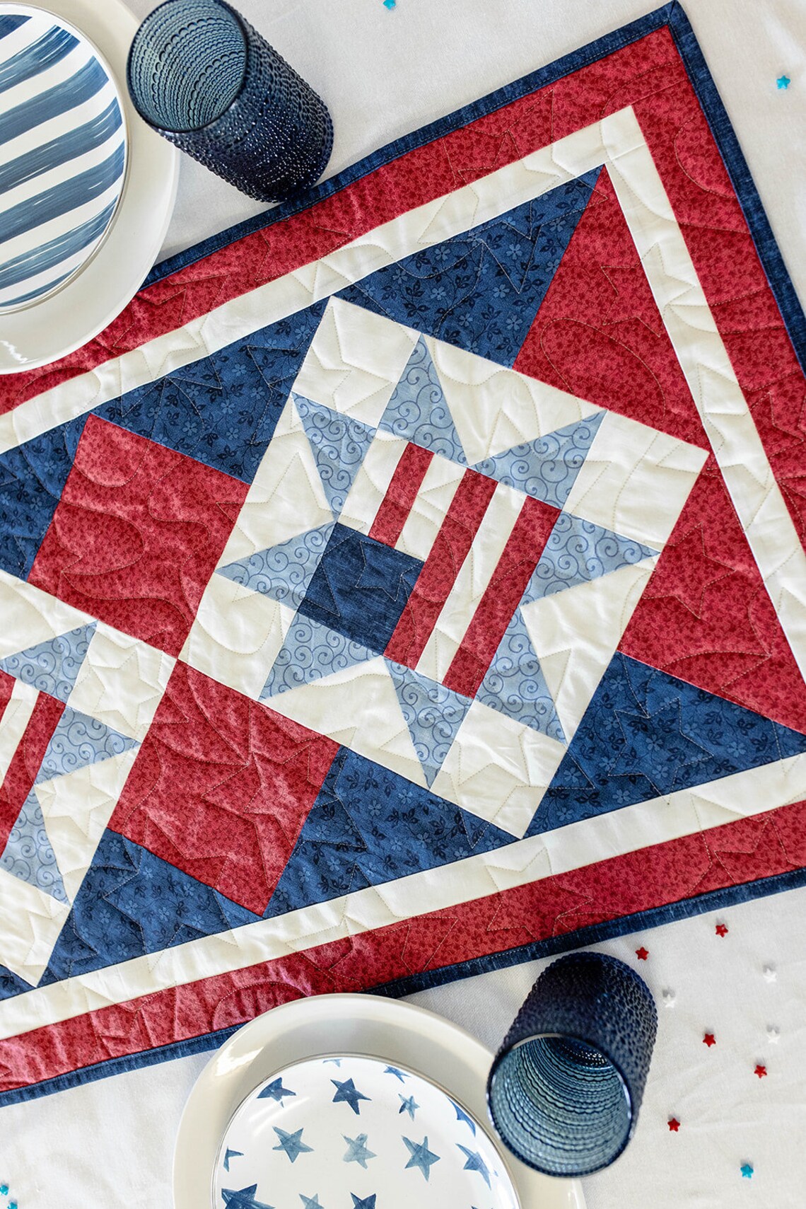 Land of Liberty Table Runner Quilt Kit Fabric Pattern Binding Backing ...