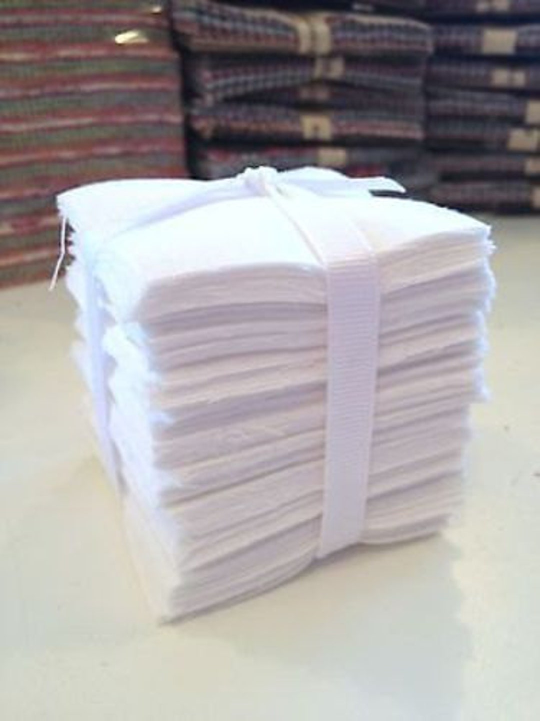 200 Piece Pure White Solid Precut Mini Charm Pack 2.5" Squares Quilt ...