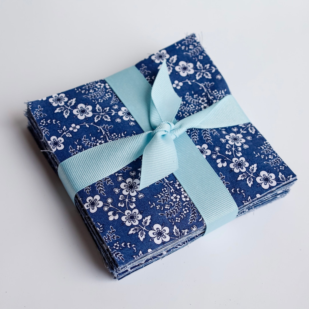 It's All Navy Blue 90-piece Pre-cut Charm Pack 5" Squares 100% Cotton ...