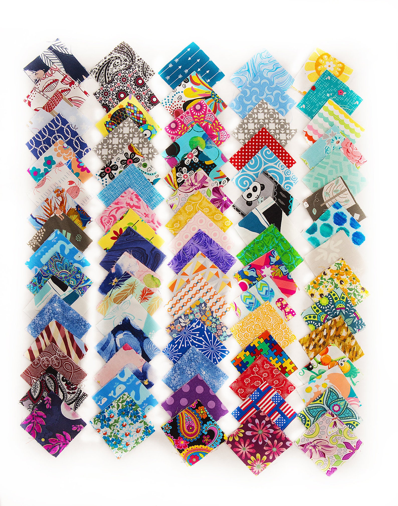 200 Assorted Pre Cut Charm Pack 2.5