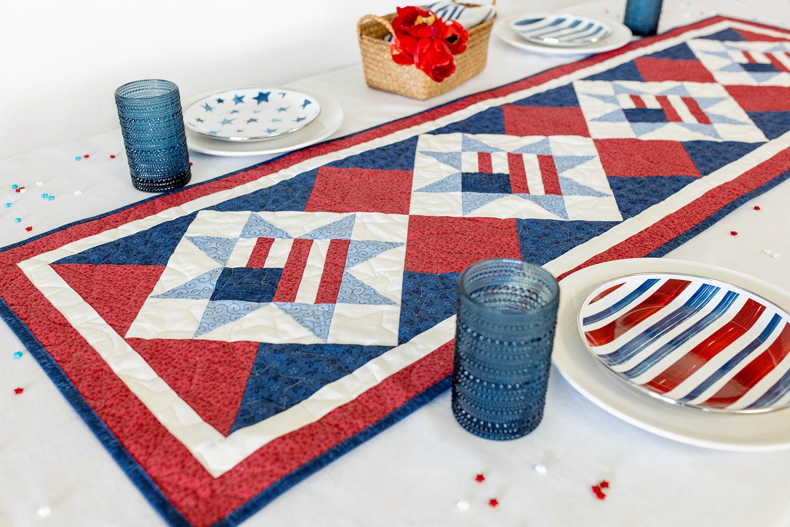 Land of Liberty Table Runner Quilt Kit Fabric Pattern Binding Backing ...