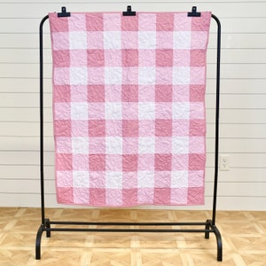 Park Picnic in Pink Quilt Pattern and Precut Fabric With Binding and ...