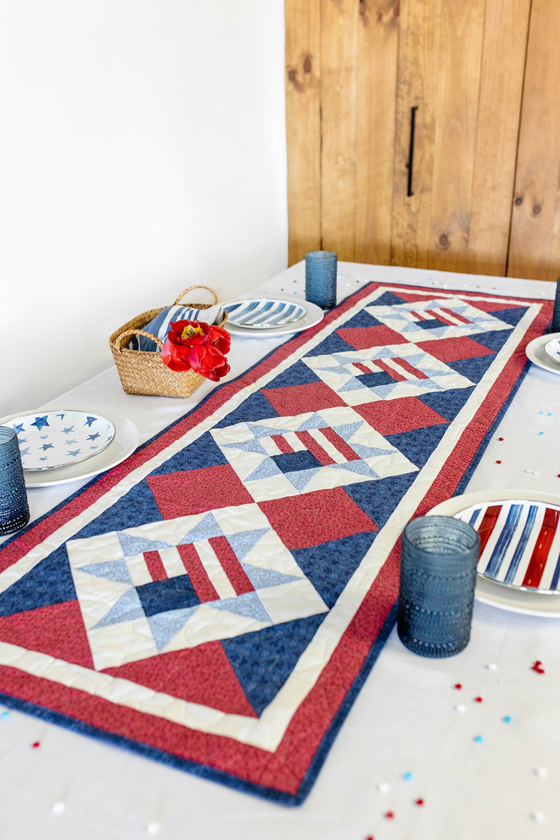 Land of Liberty Table Runner Quilt Kit Fabric Pattern Binding Backing ...