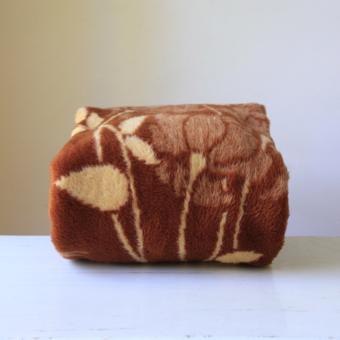 Vintage Floral Blanket Thick Plush Throw Rug Brown Cream Flowers Made ...