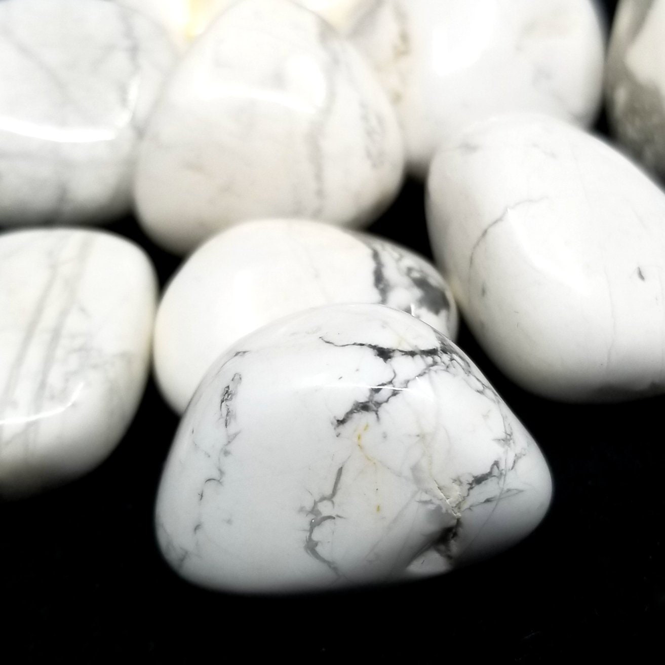 Howlite Tumbled Stone - Etsy