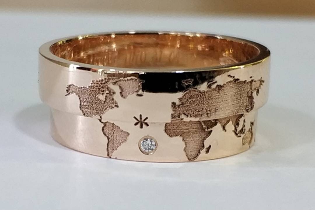 18k Gold World Map Wedding Rings flat Earth Version. Wedding Band ...