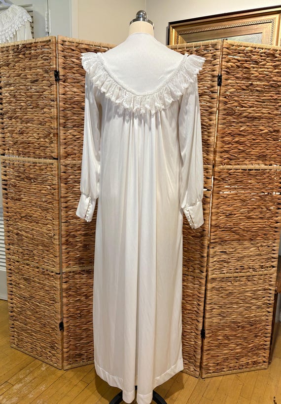 70s Long Dressing Gown with Oversized Dramatic Collar… - Gem