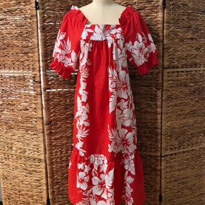 Vintage 70s Hibiscus Print Hawaii Caftan, Tamari Vintage Kaftan, Mumu ...
