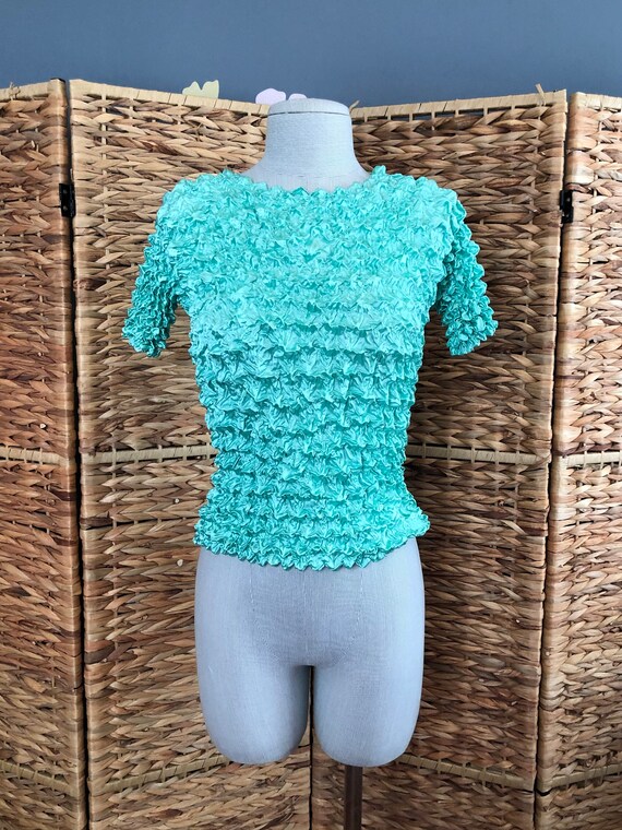 Popcorn Top, 90s Mint Green Magic Popcorn Top, Bubble… - Gem