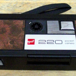 GAF Instant Load 220 Vintage Camera - Etsy