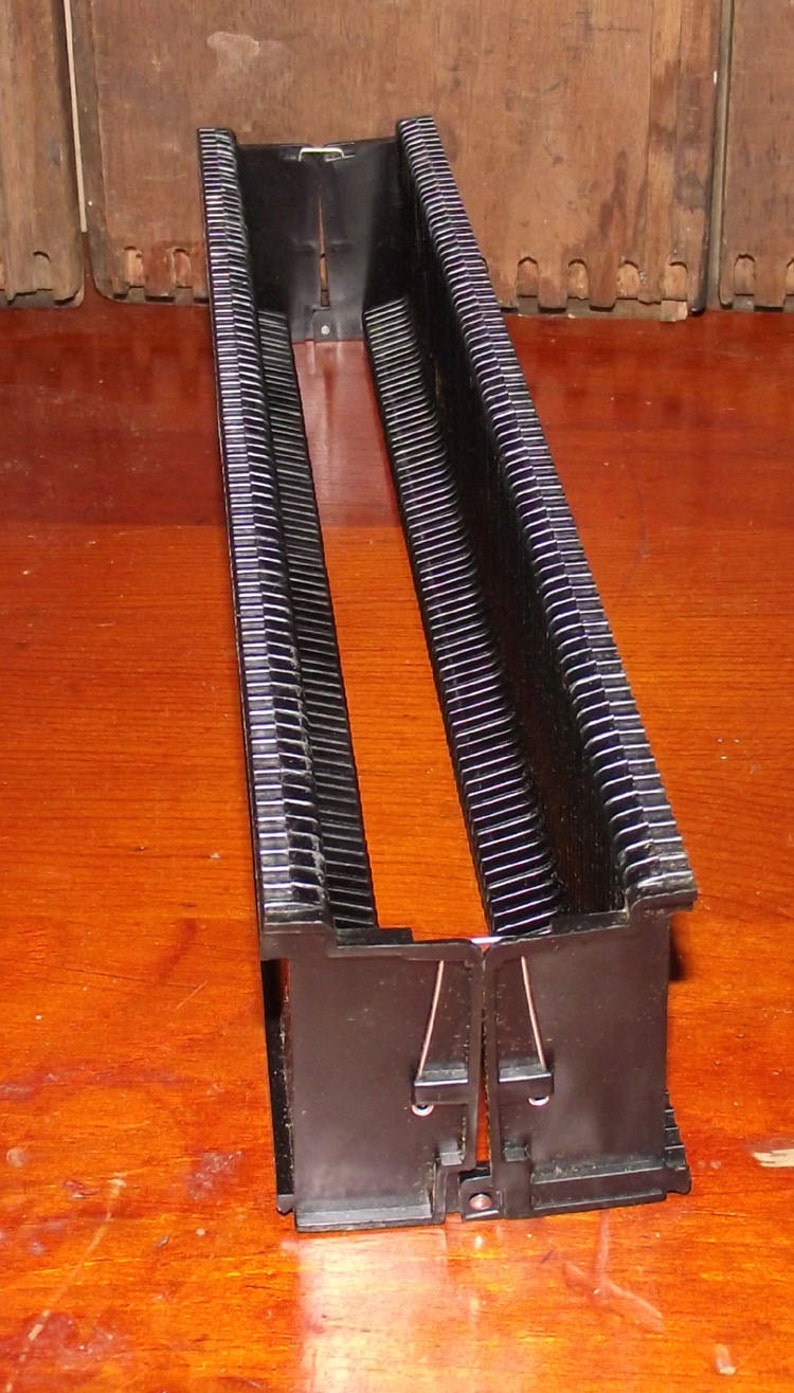 Argus Spill Proof Slide Trays - Etsy