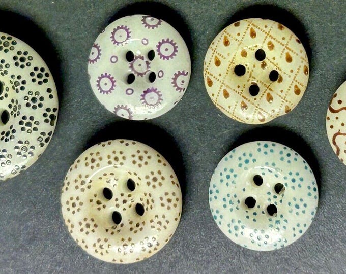 Variety of 6 Different Colors Antique CALICO China Buttons #2826 - Etsy