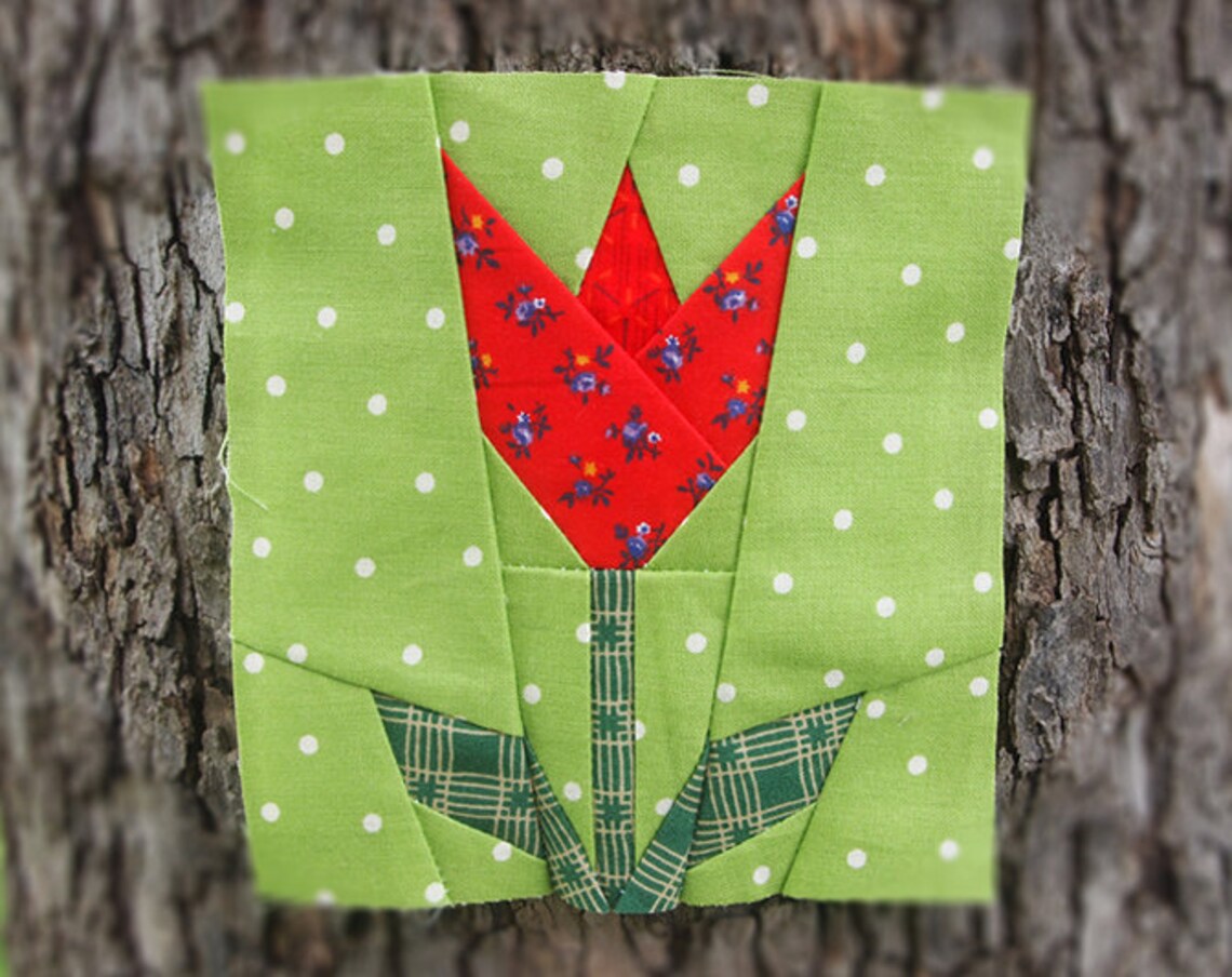 Tulip Paper Pieced Quilt Pattern in PDF - Etsy