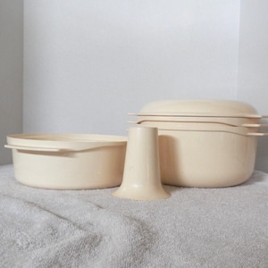 5 Pcs Tupperware Microwave Stack Cooker Set Almond , 3 Quart 2192 , 1. ...