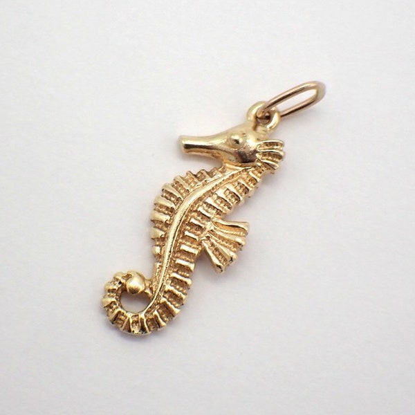 Seahorse Charm - Etsy