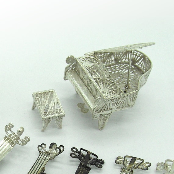 Filigree Musical Instrument Miniatures Brooches Sterl… - Gem