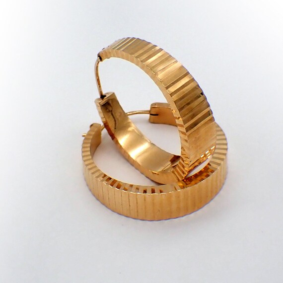 Yellow gold bright cut - Gem