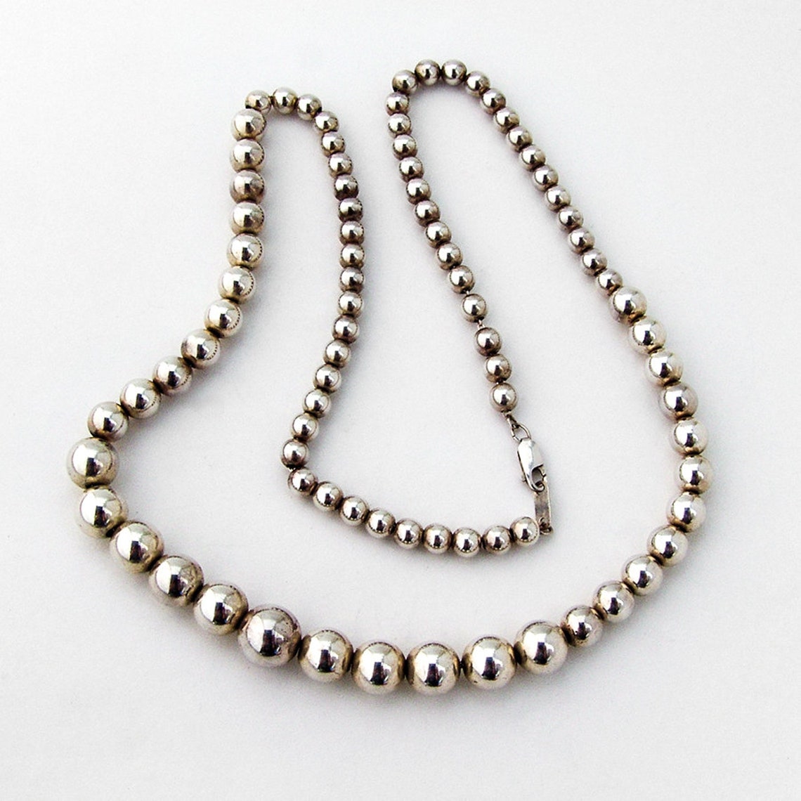 Graduated Bead Necklace Sterling Silver - Etsy