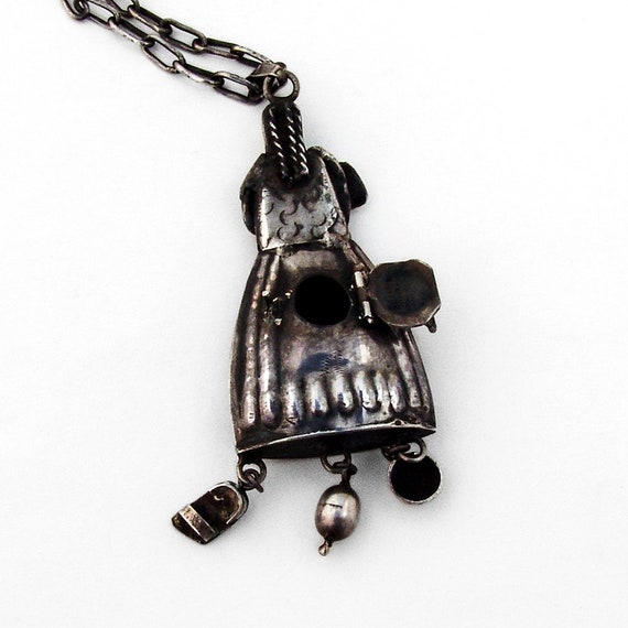 Large Rustic Female Figure Box Pendant Chain Necklace… - Gem