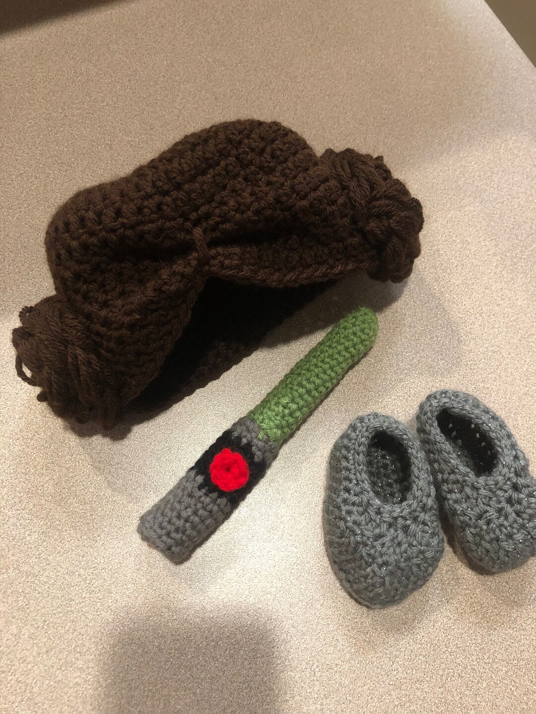 Princess Leia Baby Set shoes, Hat, and Lightsaber - Etsy