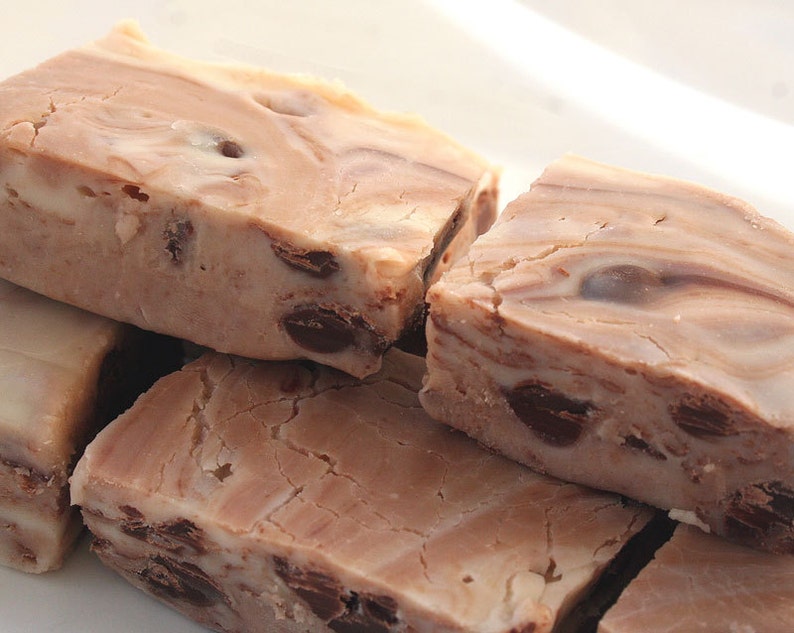 Marbled White Chocolate Fudge With Milk Chocolate Chips 1 - Etsy